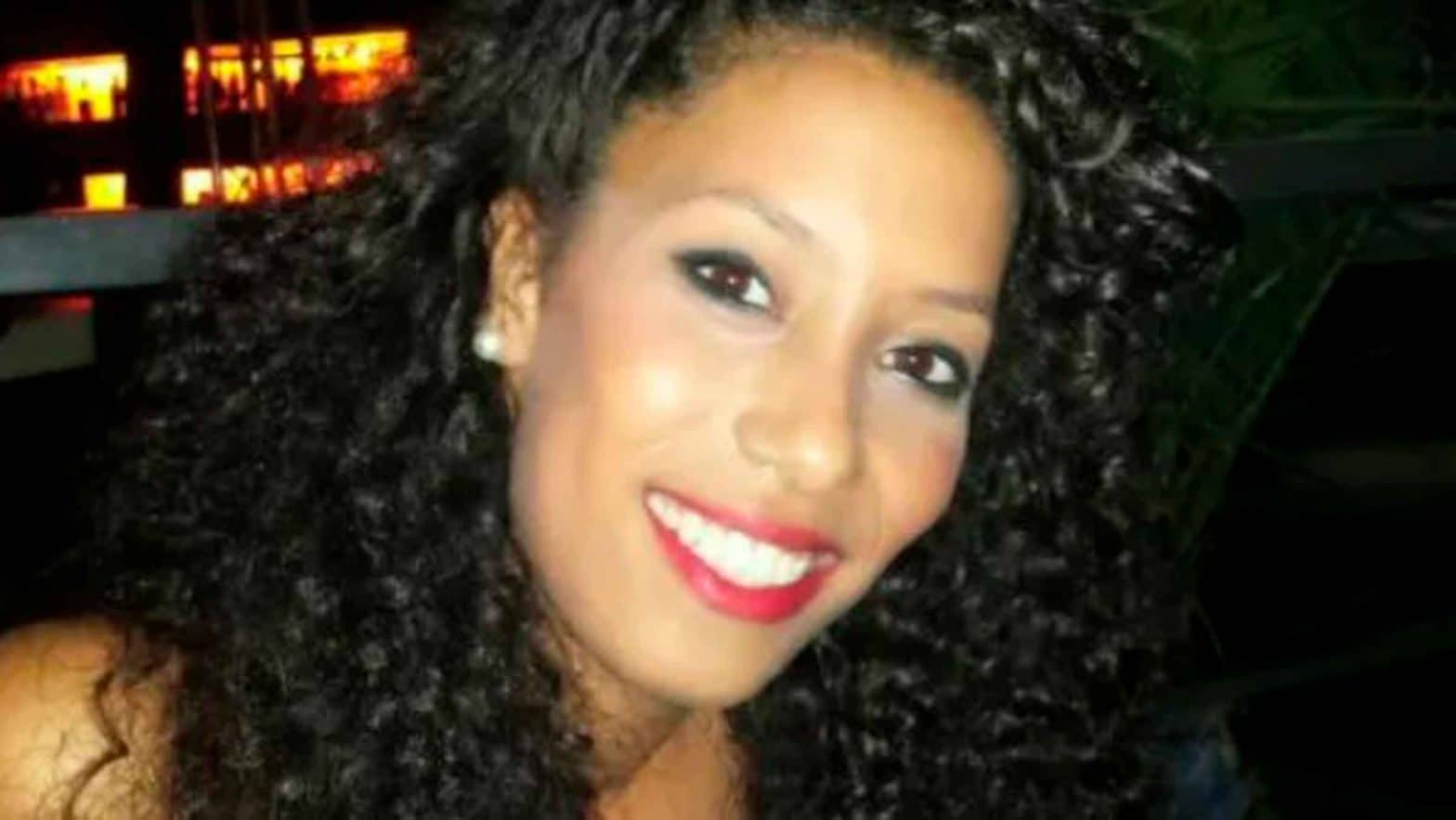 Maloma ha vuelto casada y reside en Almensilla con su marido y tres hijos